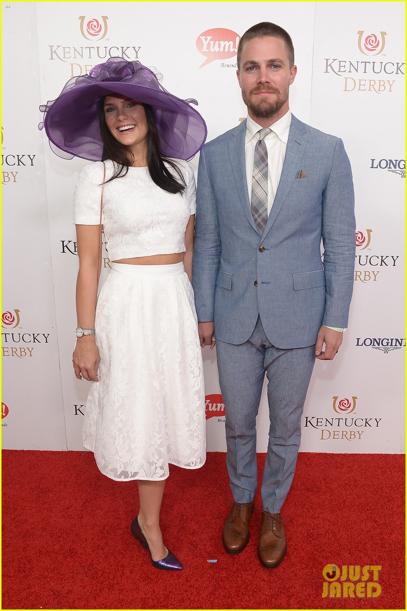 Stephen Amell Is a Dad Again - Reportedly Welcomes Second Child ...