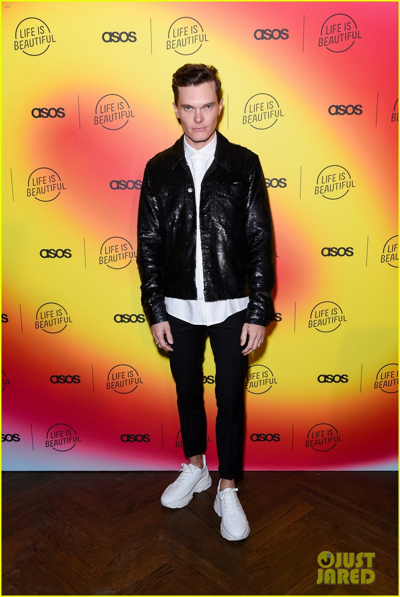 Luke Baines Comes Out in Inspiring Message, Says He's Loved Both a ...