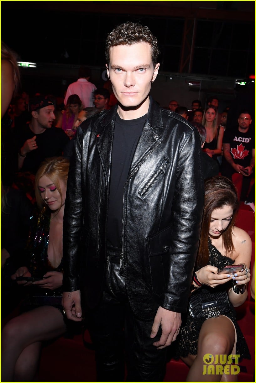 Luke Baines Comes Out in Inspiring Message, Says He's Loved Both a ...