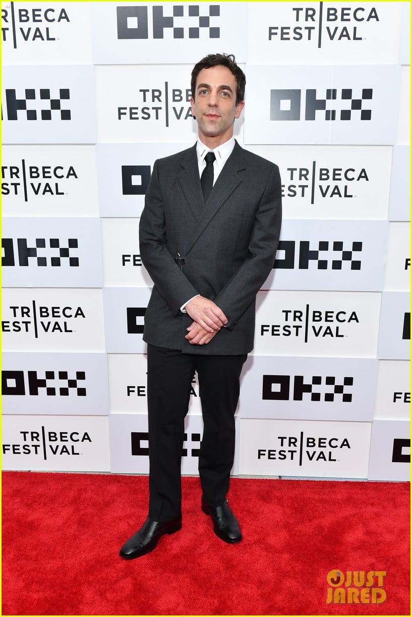 Dove Cameron Joins Ashton Kutcher, Issa Rae & More at 'Vengeance ...