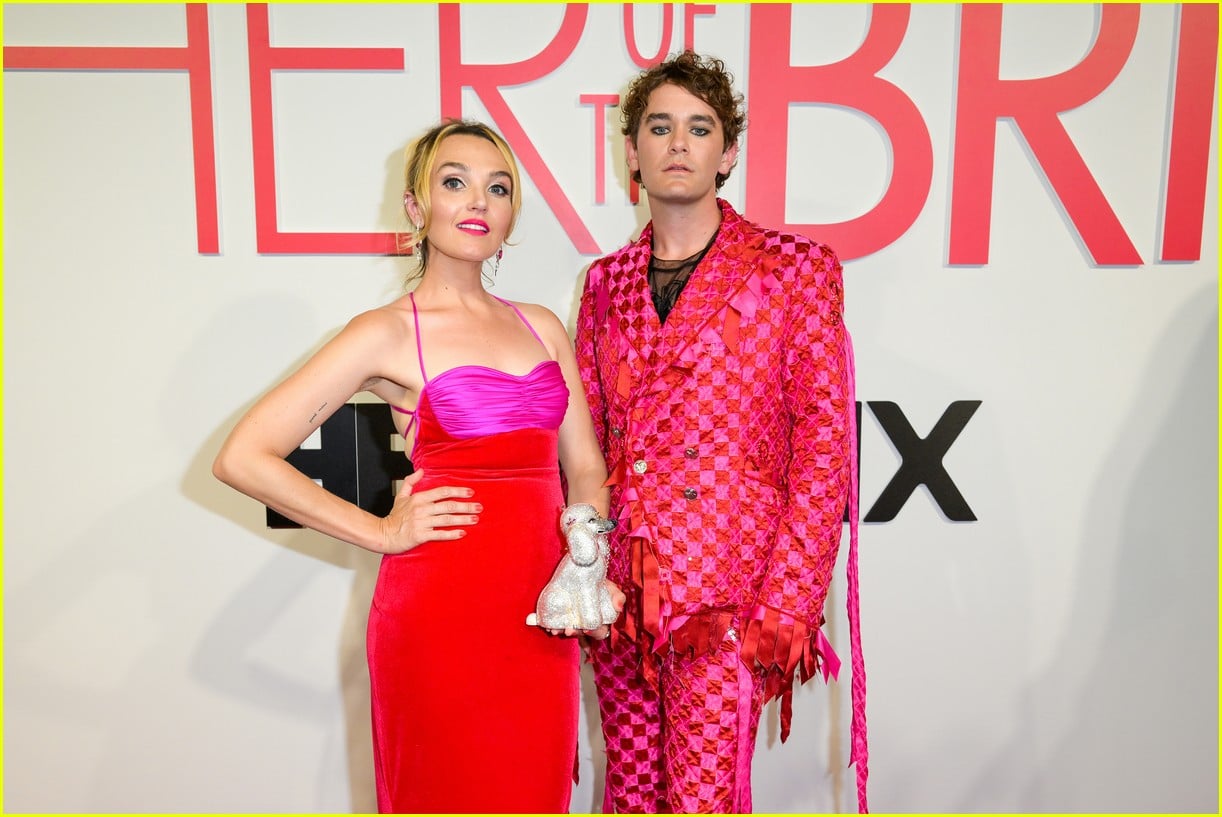 Full Sized Photo of father of the bride premiere 16 | Isabela Merced Is ...