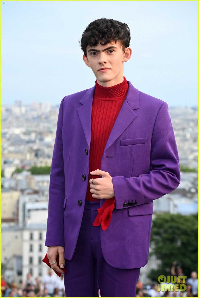 'Heartstopper' Stars Joe Locke & Sebastian Croft Take Over Paris ...