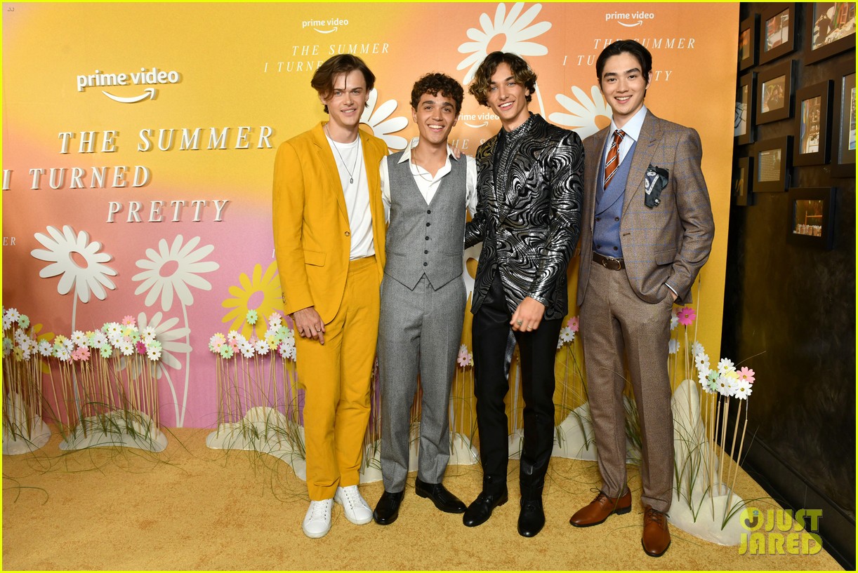 Lola Tung, Gavin Casalegno & Christopher Briney Premiere New Series 'The Summer I Turned Pretty ...