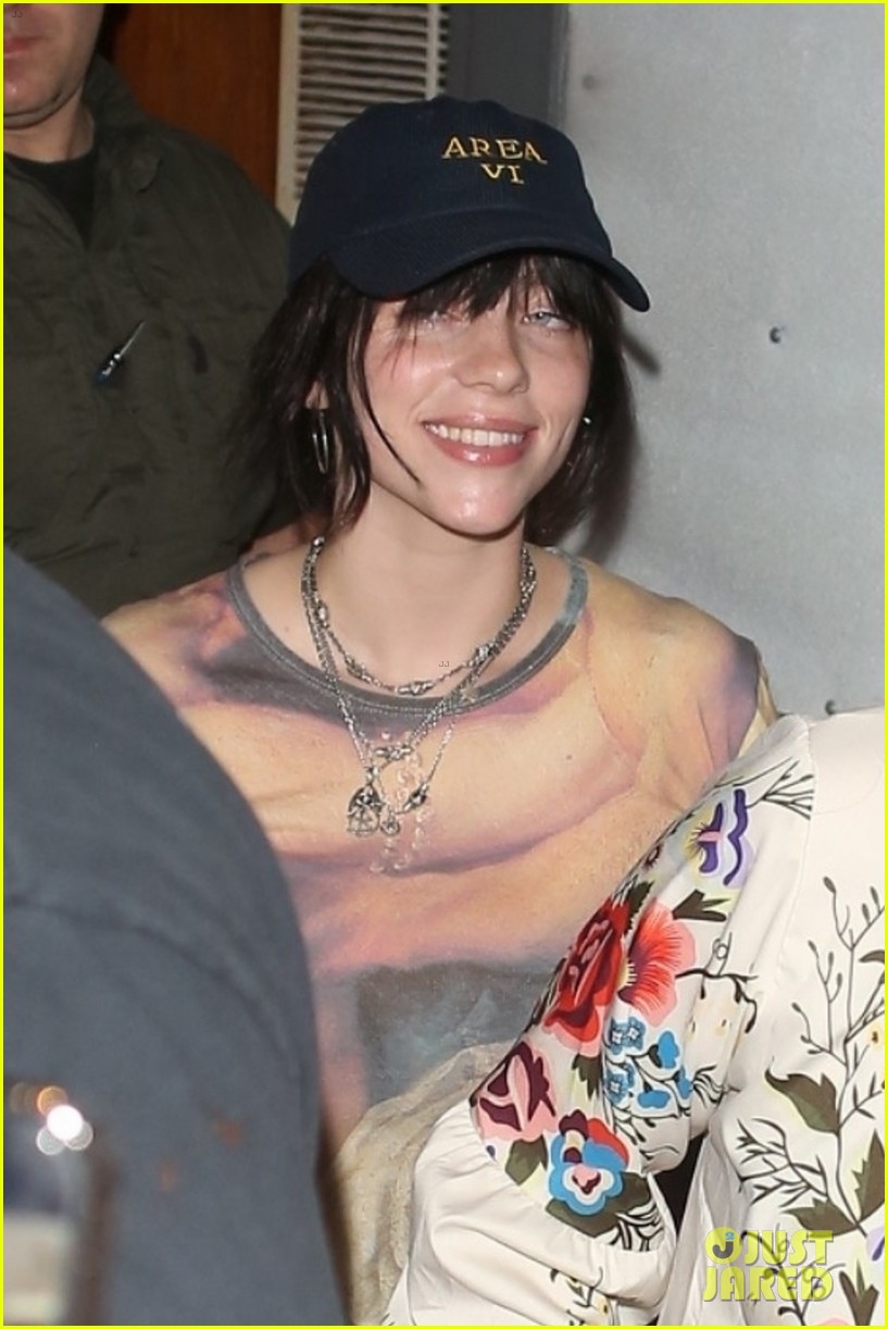 Full Sized Photo of billie eilish attends brother finneas show in west ... Full Sized Photo of billie eilish attends brother finneas show in west ...