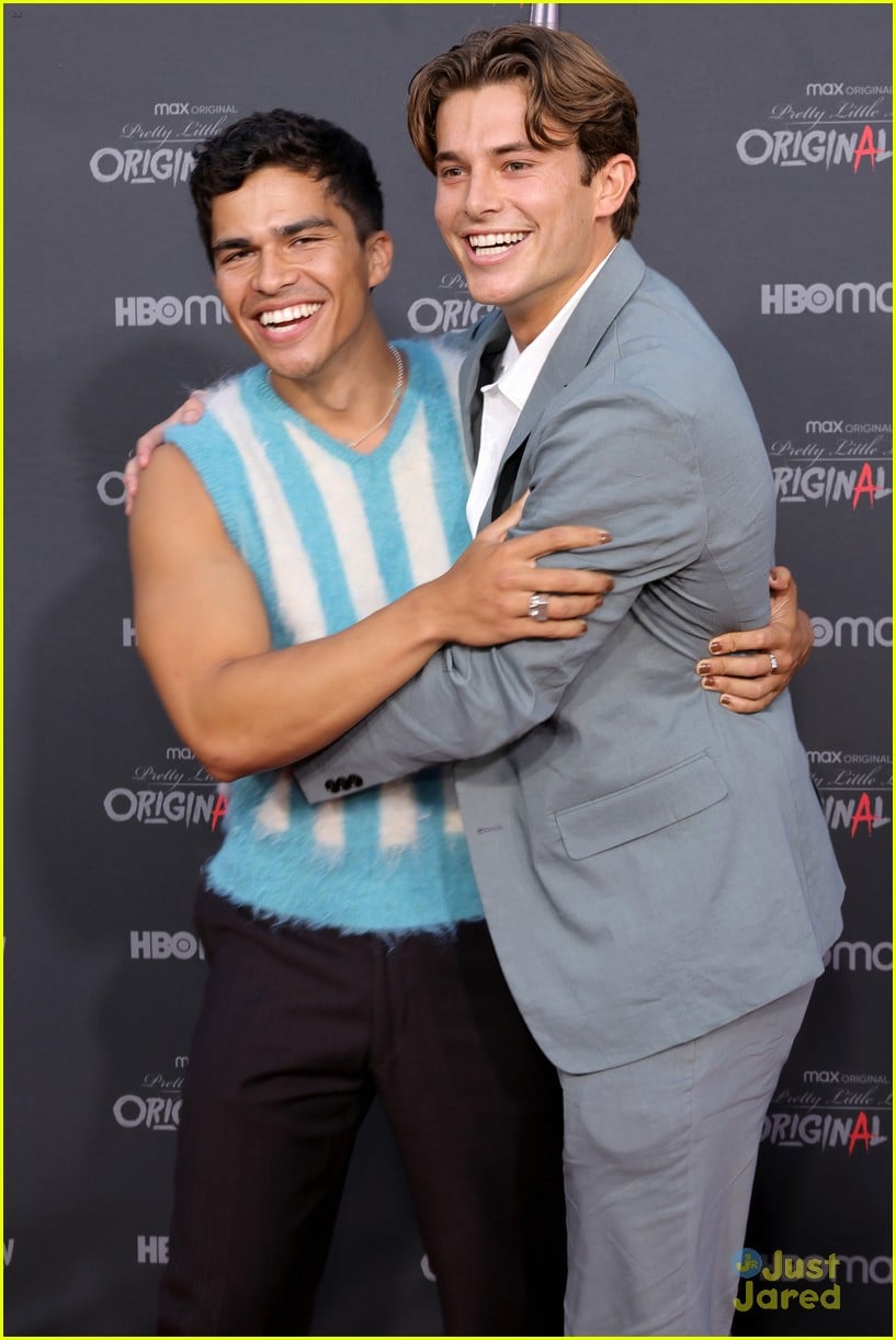 Mallory Bechtel, Alex Aiono & More Attend 'Pretty Little Liars ...