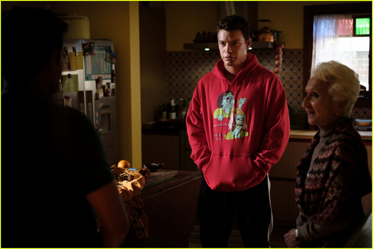 'Bump' Makes It's US Debut on The CW Tonight! | Photo 1354167 - Photo ...