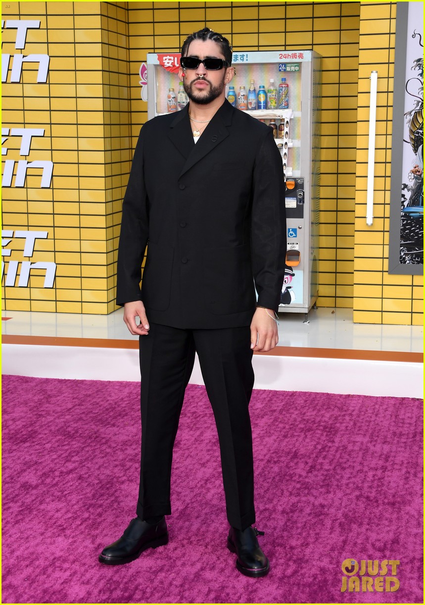 Full Sized Photo of joey king logan lerman bullet train premiere la 07 ...