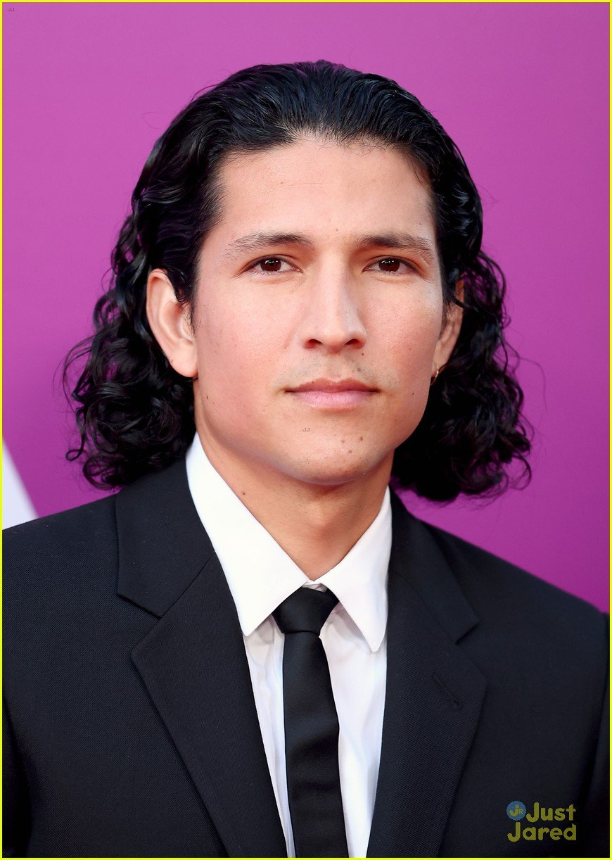 Lili Reinhart & Her Leading Men David Corenswet & Danny Ramirez Attend ...