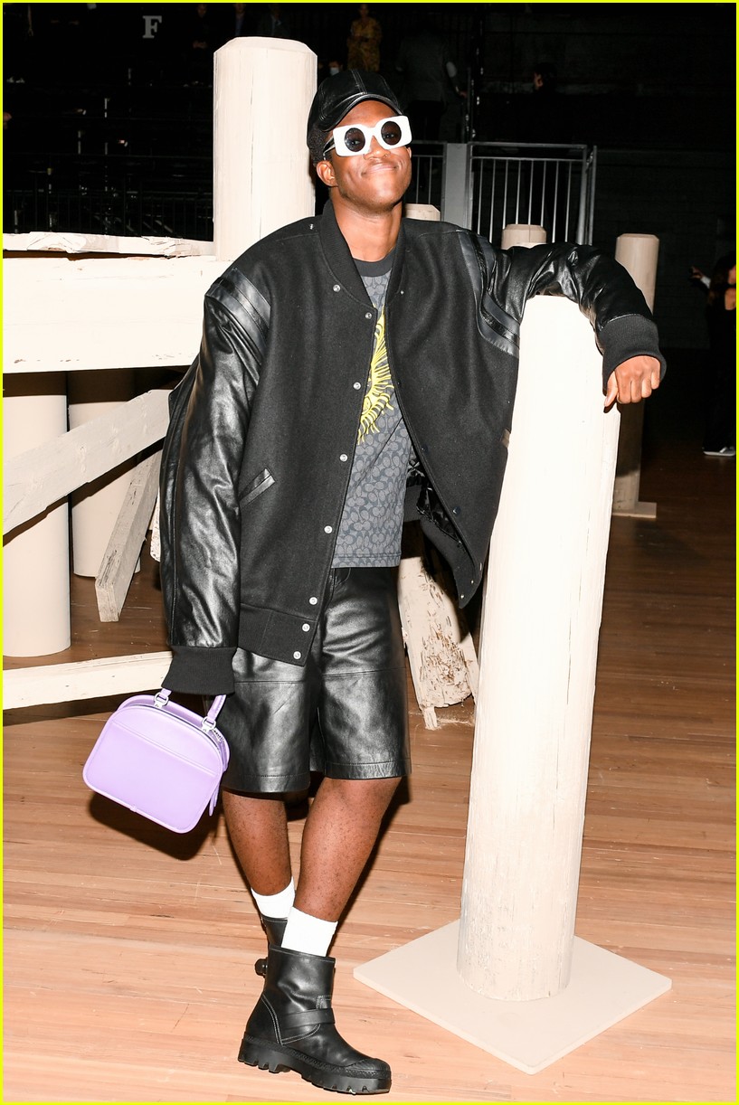 'XO, Kitty' Stars Anna Cathcart & Anthony Keyvan Attend Coach Fashion ...