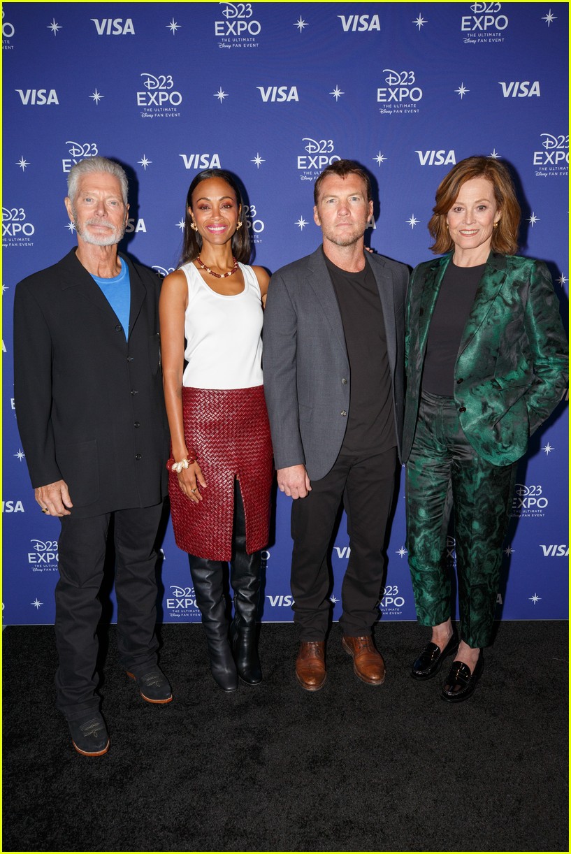 Avatar 2's Young Stars Step Out Together for D23 Expo! | Photo 1356543 ...