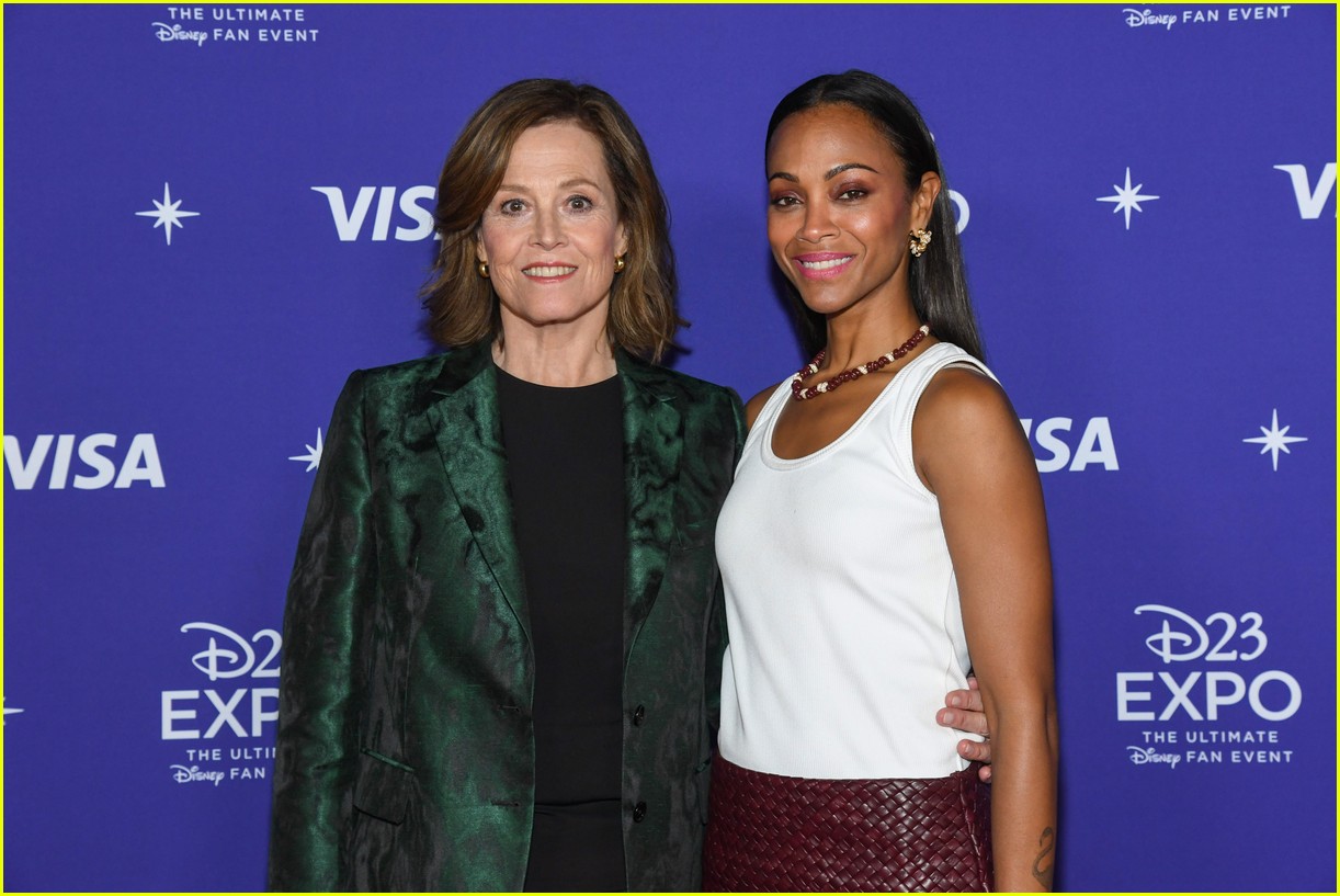 Avatar 2's Young Stars Step Out Together for D23 Expo! | Photo 1356549 ...