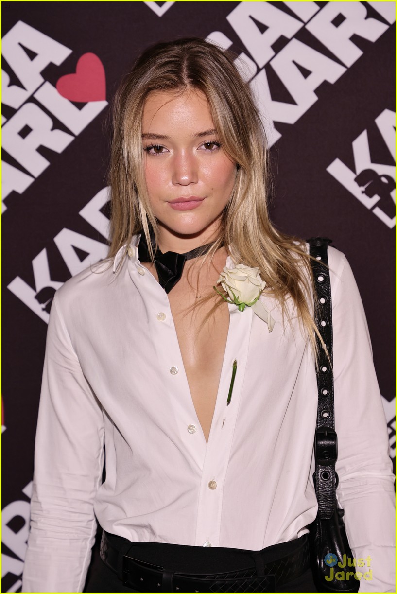 Dixie D'Amelio & Noah Beck Attend Karl Lagerfeld x Cara Delevingne ...