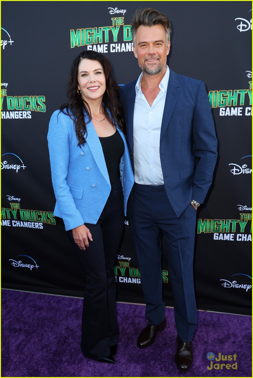 Brady Noon, Luke Islam, Sway Bhatia & More Premiere 'The Mighty Ducks ...