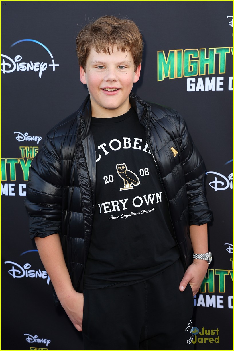 Brady Noon, Luke Islam, Sway Bhatia & More Premiere 'The Mighty Ducks ...