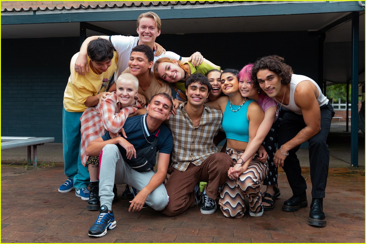 Full Sized Photo of heartbreak high breaks into netflixs top ten list ... Full Sized Photo of heartbreak high breaks into netflixs top ten list ...