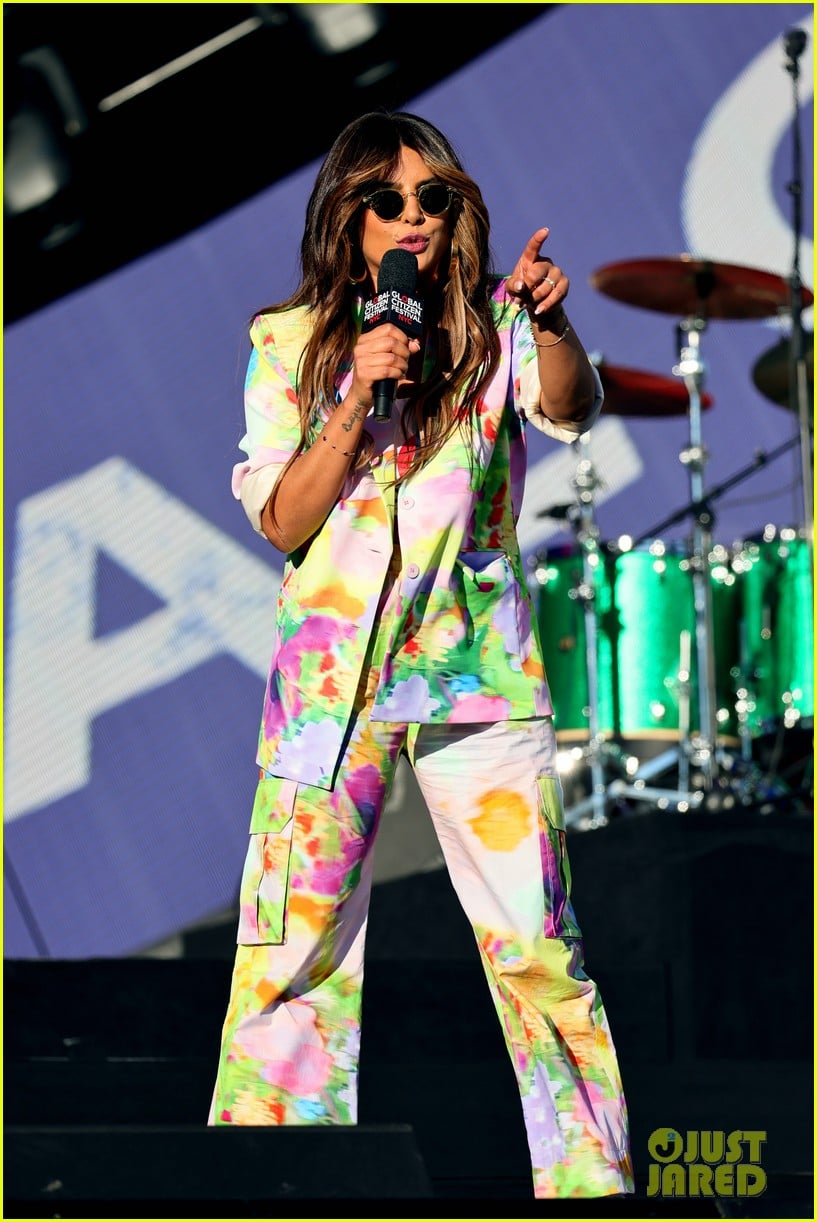 Jonas Brothers Hit the Stage for Performance at Global Citizen Festival ...