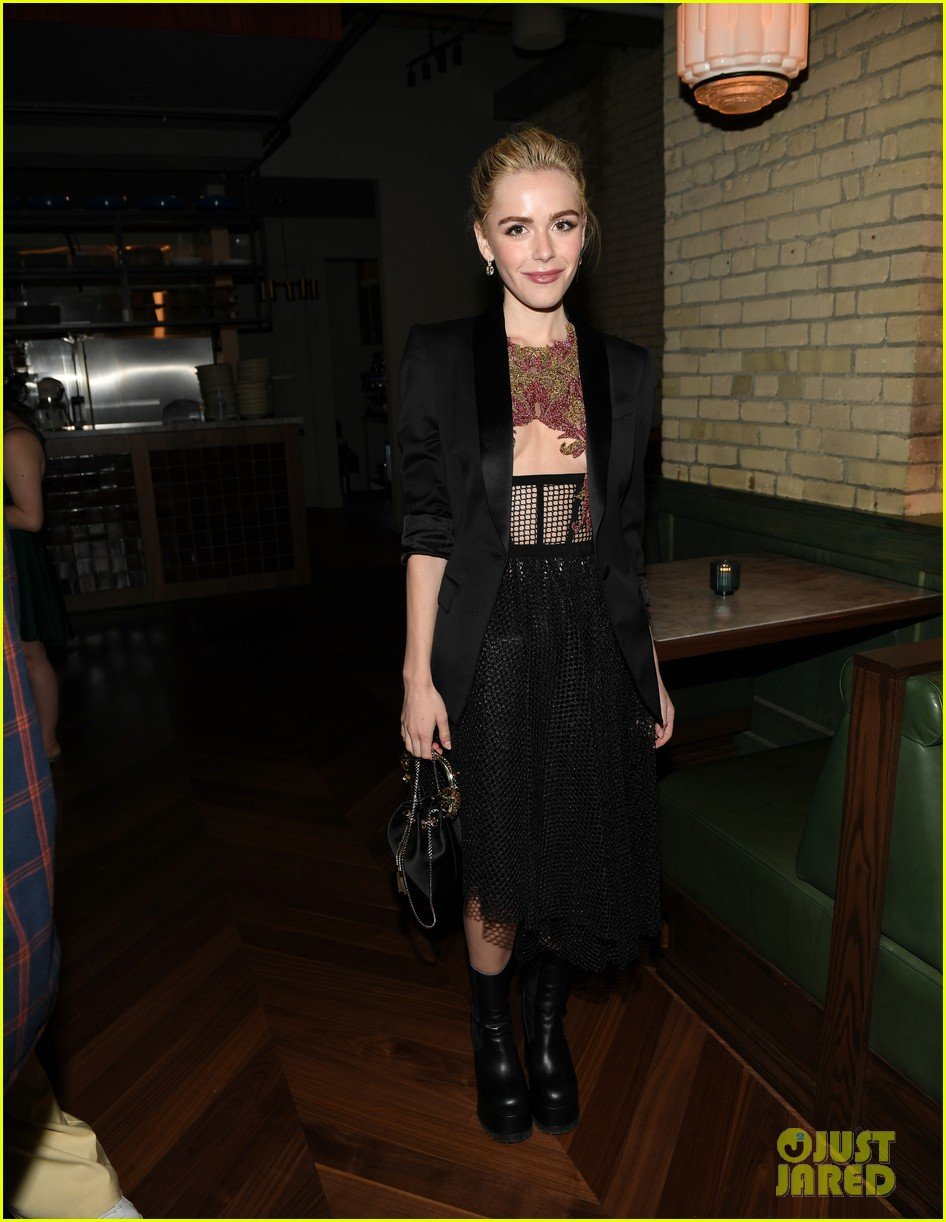 Kiernan Shipka Looks Chic at the TIFF Premiere of Her New Movie ...