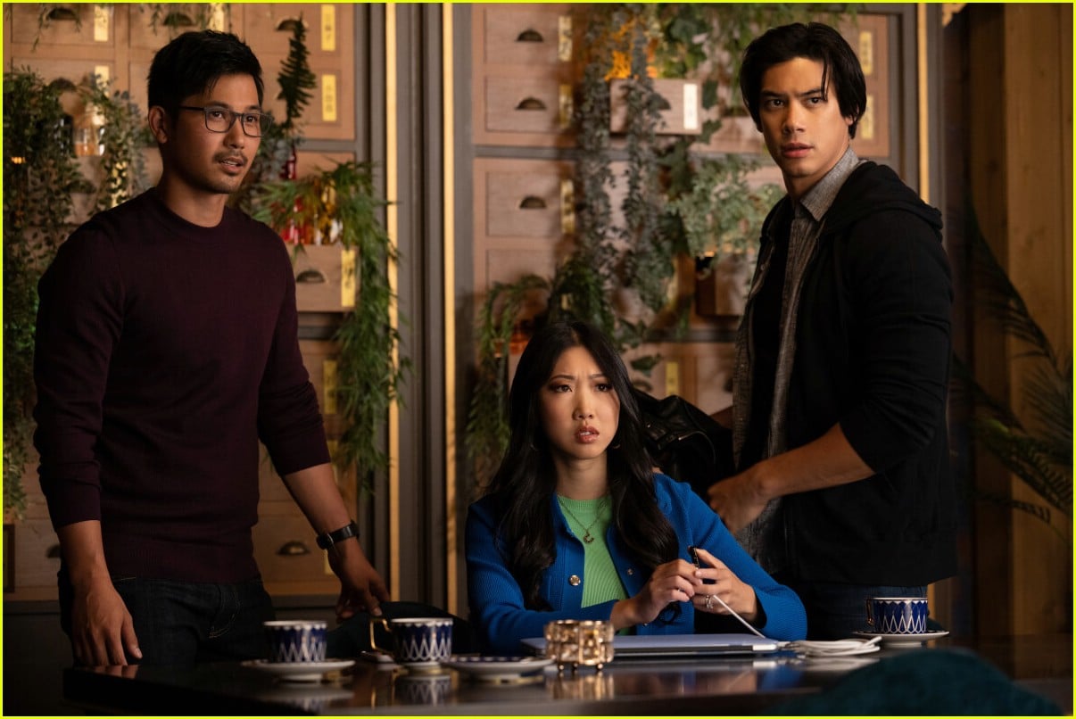 Olivia Liang & Ben Levin Reunite In 'Kung Fu' Season 3 Trailer - Watch ...