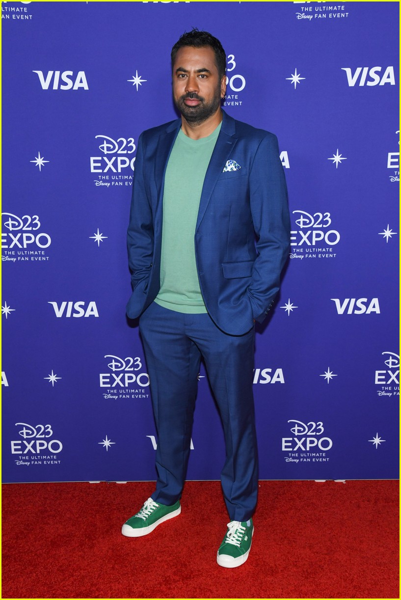 'The Santa Clauses' Teaser Trailer Debuted at D23 Expo - Watch Now ...