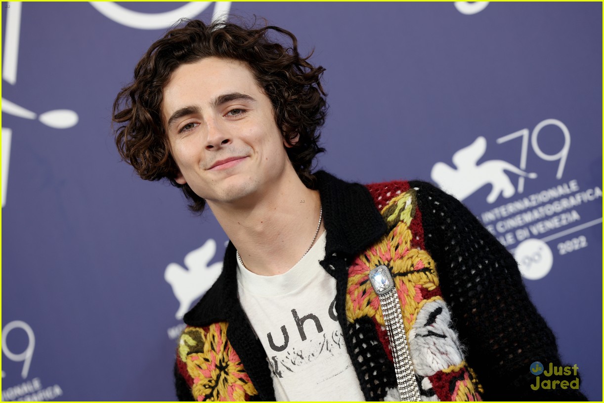 Timothee Chalamet Says 'It's Hard to Be Alive Now' With Social Media ...