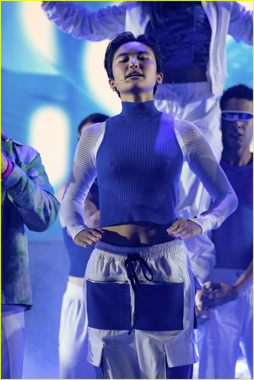 'Zombies 3' Cast Perform 'Alien Invasion' at D23 Expo (Video) | Photo ...