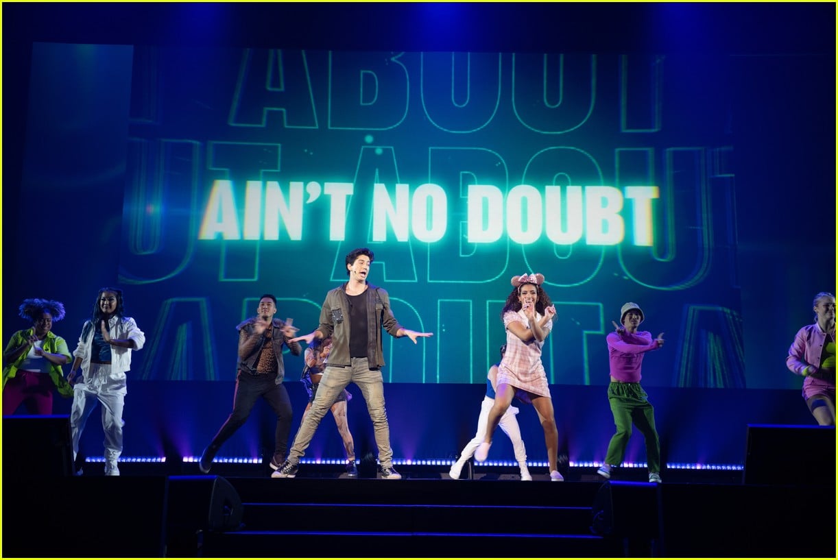 'Zombies 3' Cast Perform 'Alien Invasion' at D23 Expo (Video) | Photo ...