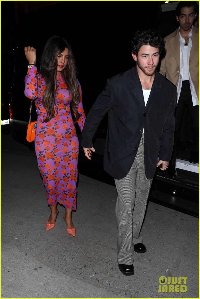 Jonas Brothers Join Priyanka Chopra for Dinner After Performing at ...