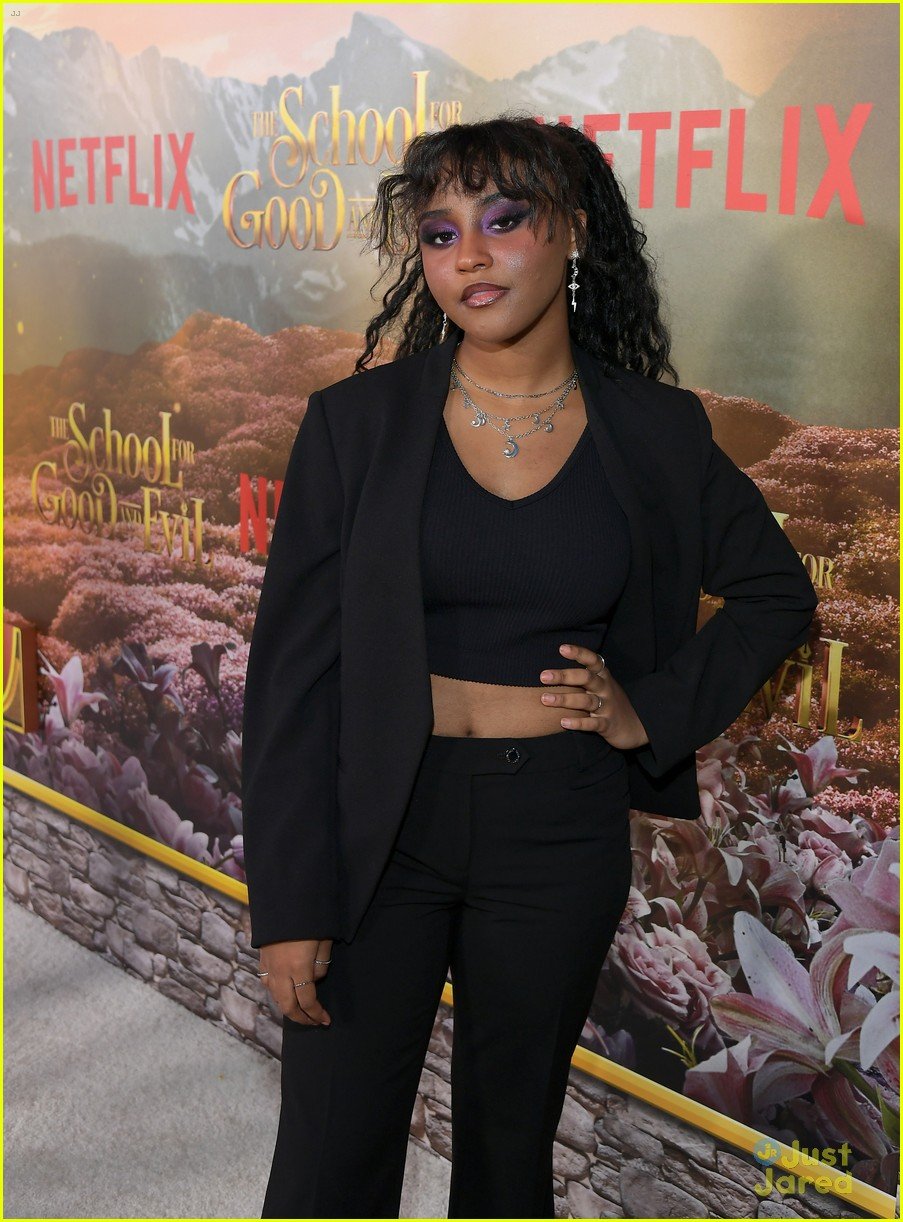 Corbin Bleu & Luke Mullen Support Sofia Wylie at 'School For Good ...