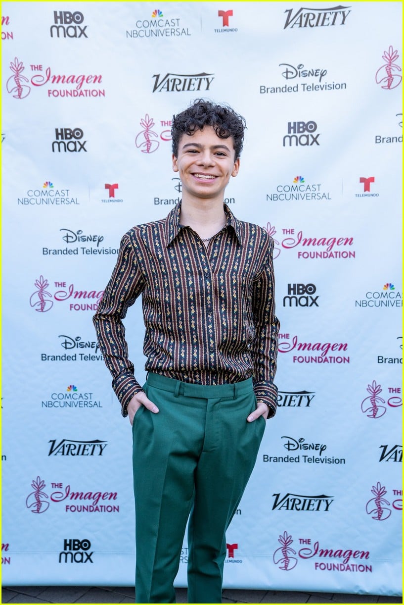 Michael Cimino & 'Love, Victor' Win at Imagen Awards 2022 | Photo ...