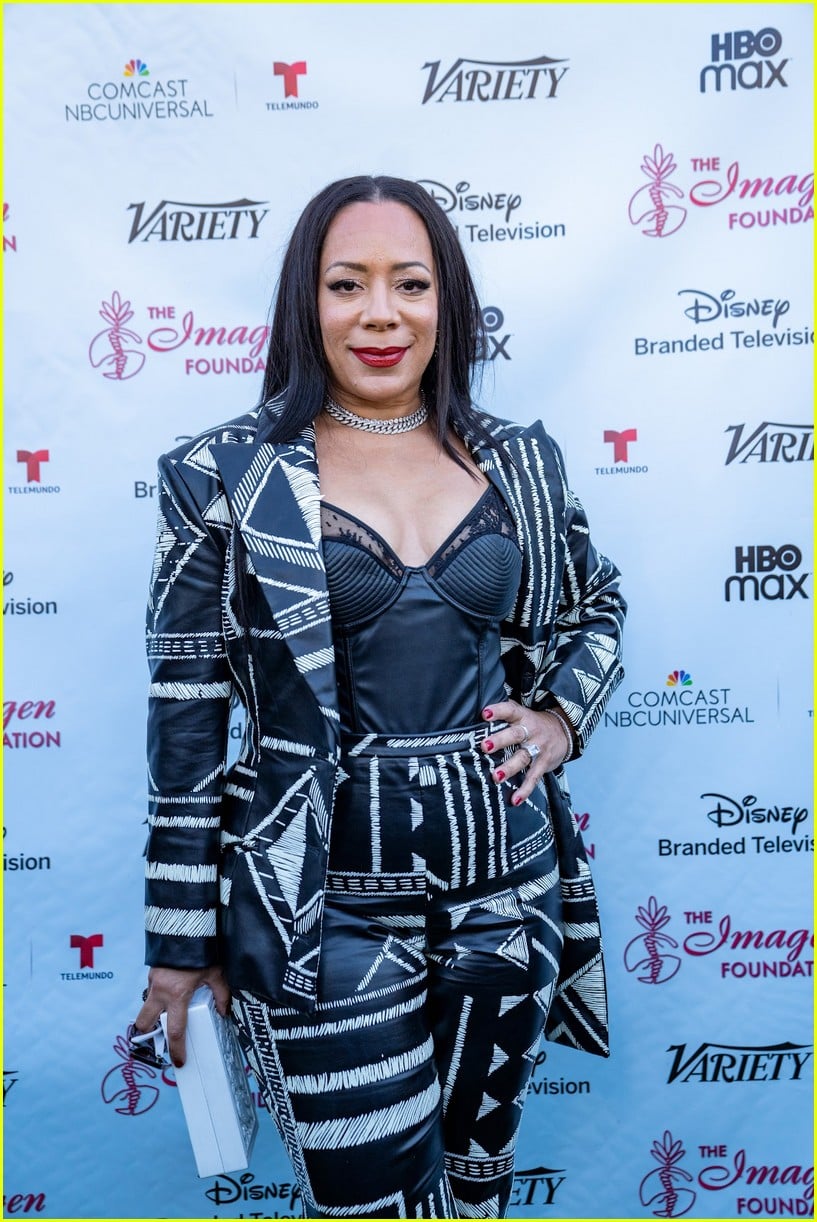 Michael Cimino & 'Love, Victor' Win at Imagen Awards 2022 | Photo ...