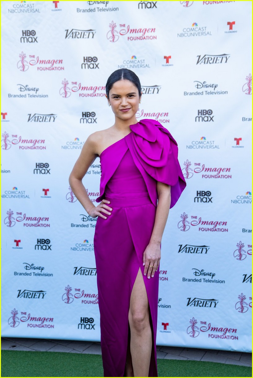 Michael Cimino & 'Love, Victor' Win at Imagen Awards 2022 | Photo ...