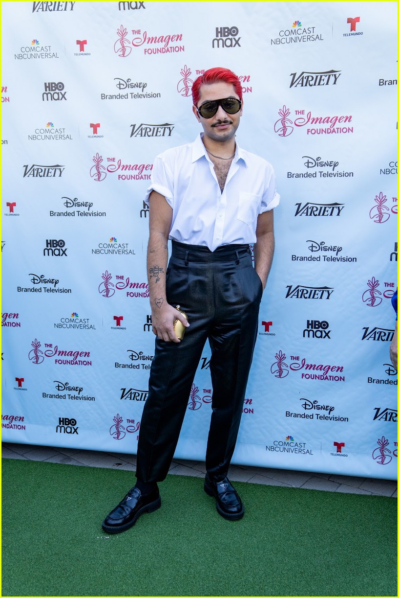 Michael Cimino & 'Love, Victor' Win at Imagen Awards 2022 | Photo ...