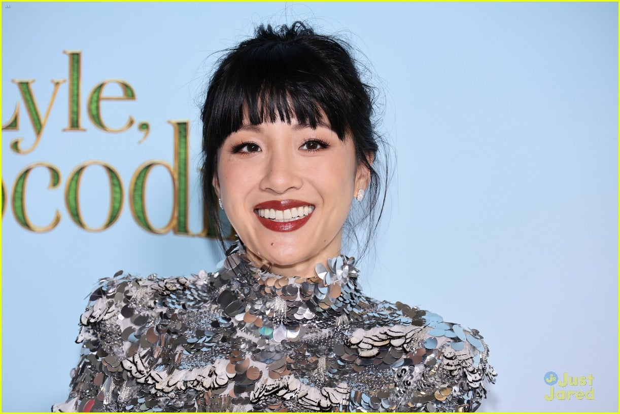 Shawn Mendes, Constance Wu & Winslow Fegley Premiere New Movie 'Lyle ...