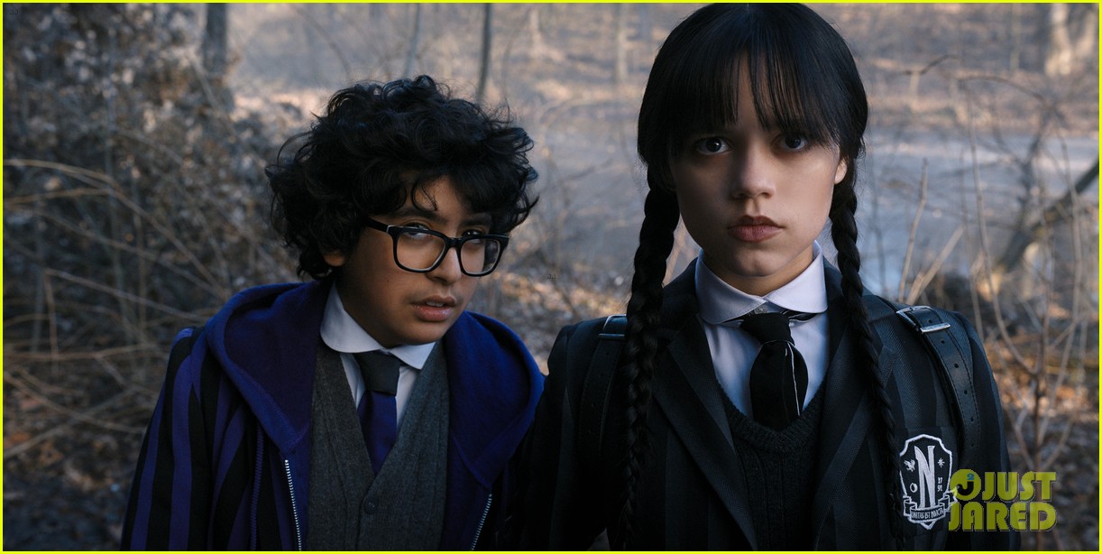 Full Sized Photo of wednesday trailer reveals uncle fester actor 01 ...