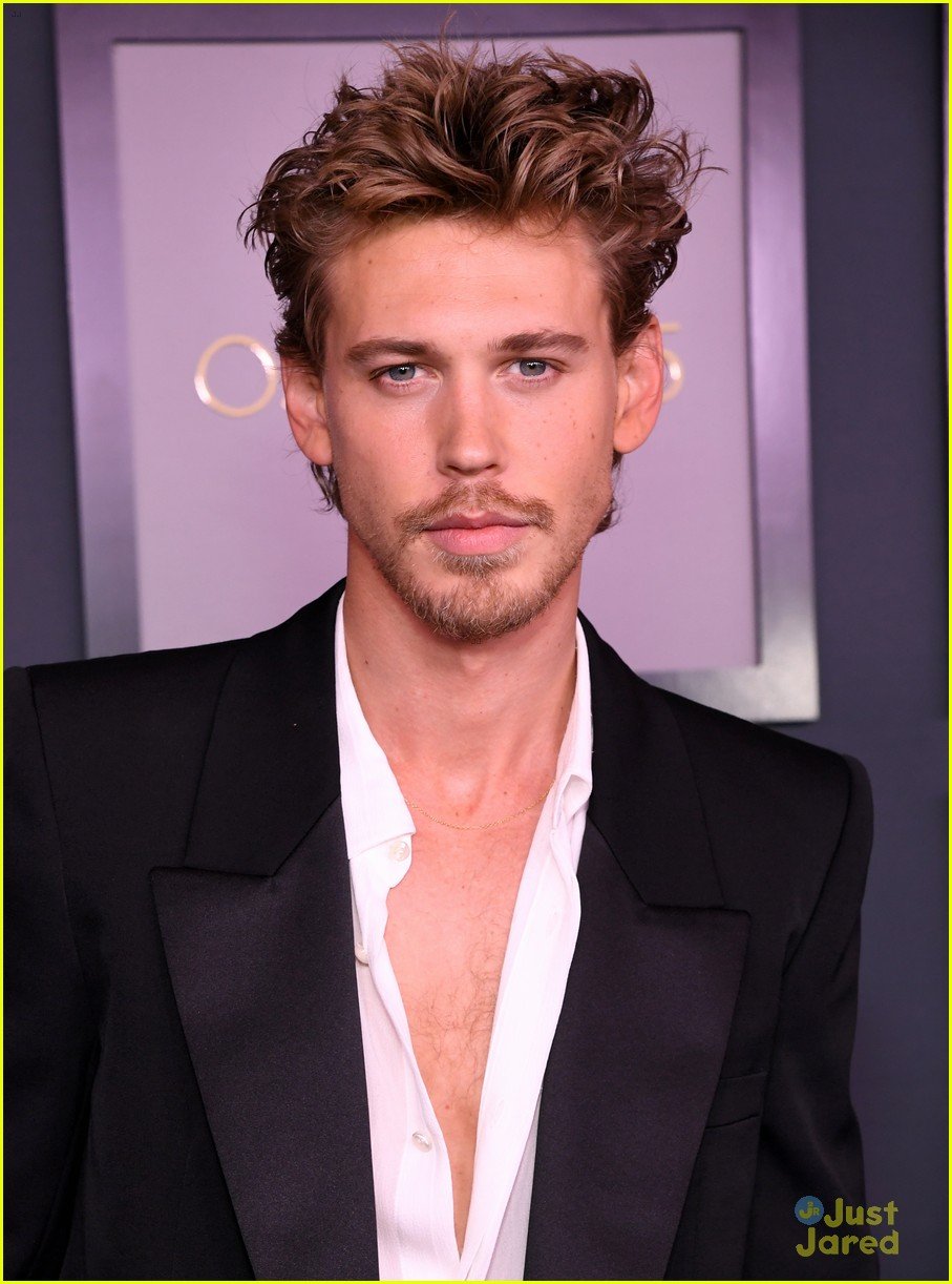 Austin Butler Says Being In 'Dune: Part Two' Is 'Really Surreal ...