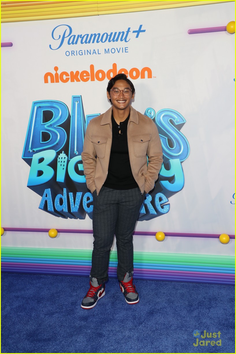 Steve Burns, Josh Dela Cruz & Dominic Patton Attend 'Blue's Big City ...