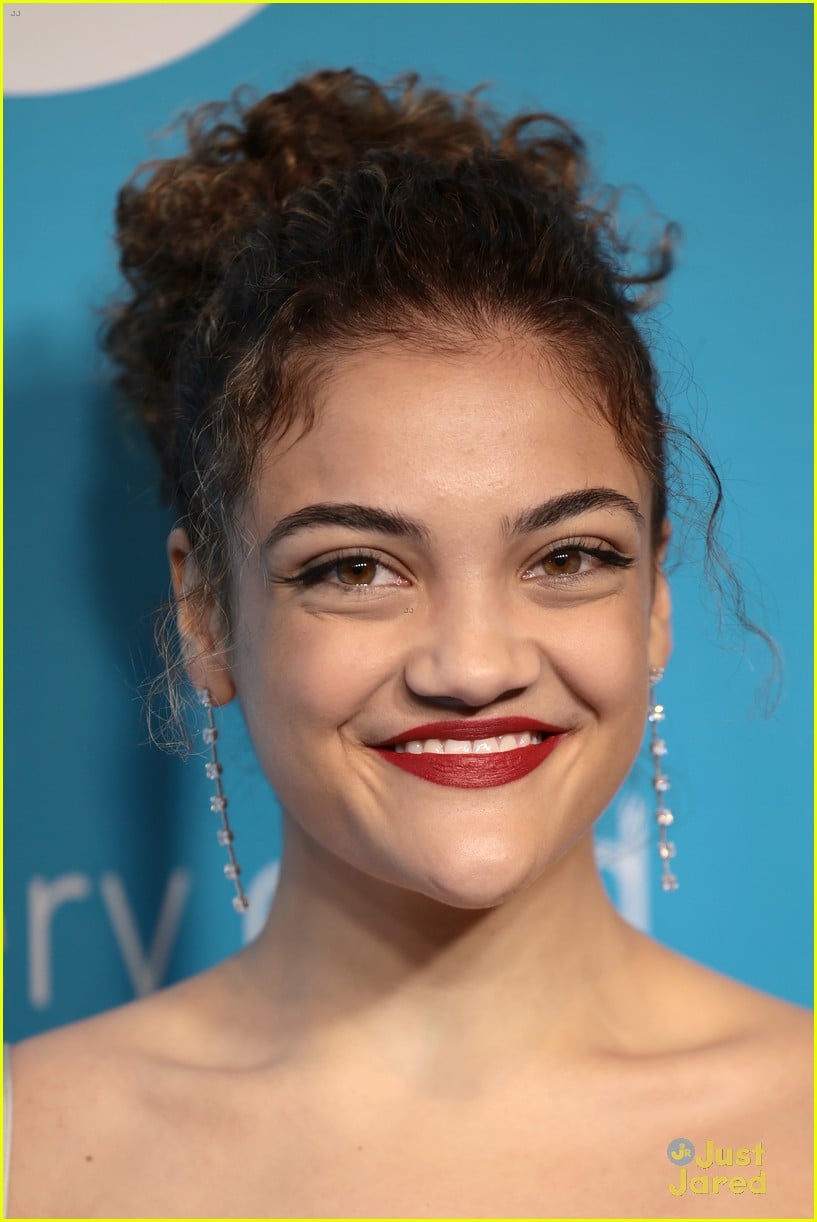 Full Sized Photo of demi lovato performs at unicef gala in new york ...