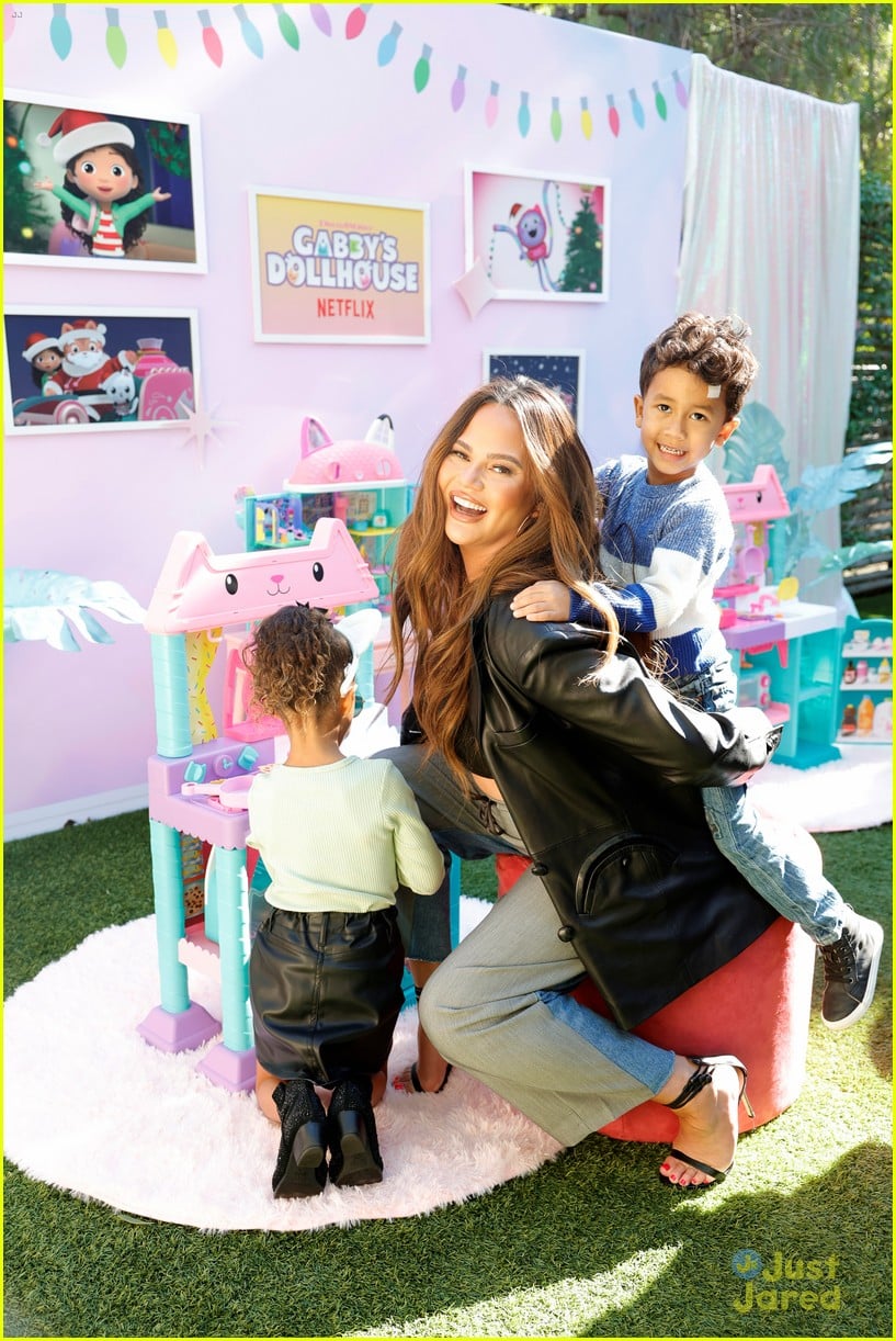 Full Sized Photo of laila lockhart kraner celebrates gabbys dollhouse ...