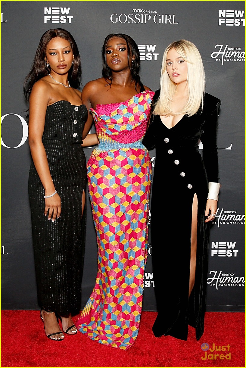 Savannah Smith, Grace Duah & Emily Alyn Lind Hit Up 'Gossip Girl ...
