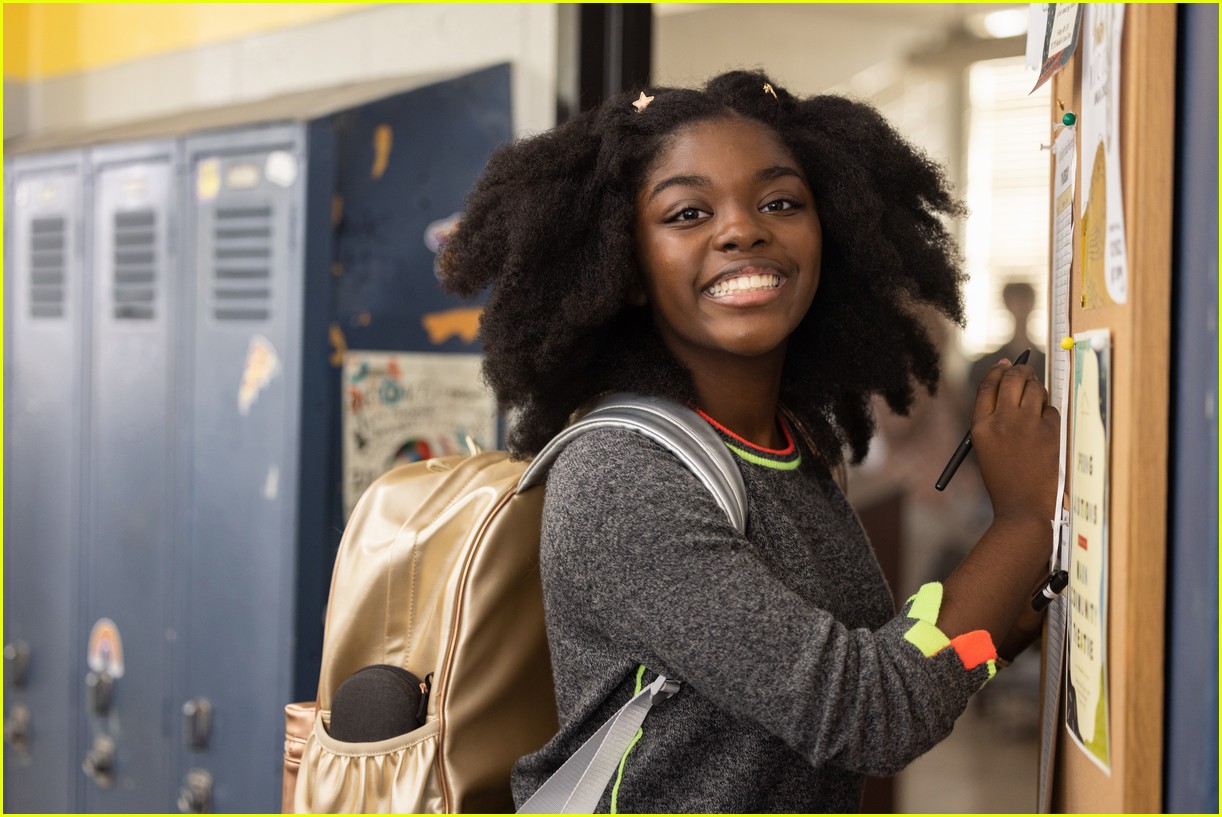 'Lyle, Lyle, Crocodile' Actress Lyric Hurd Reveals 10 Fun Facts ...