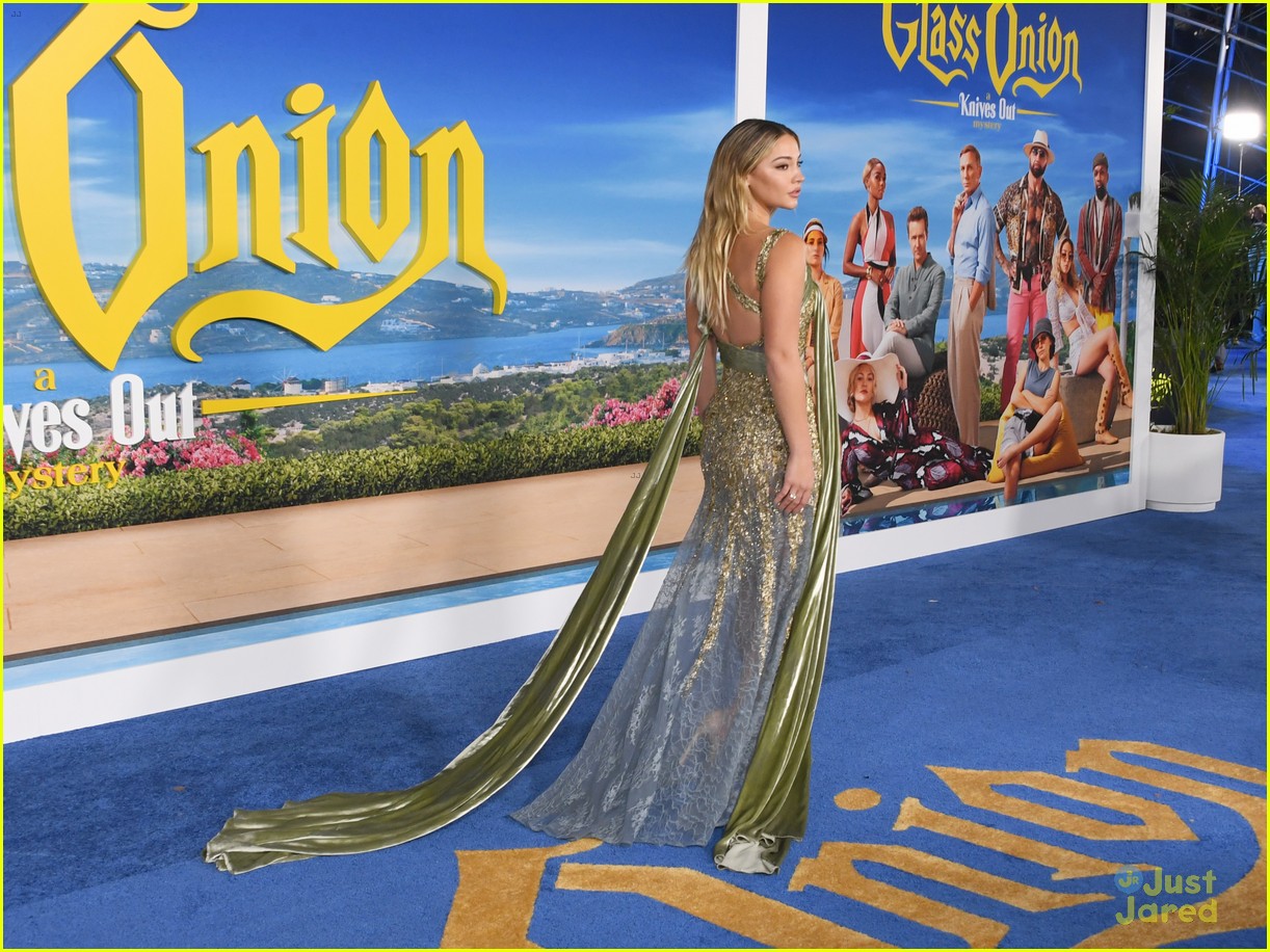 Full Sized Photo of madison bailey drew starkey support outer banks ...