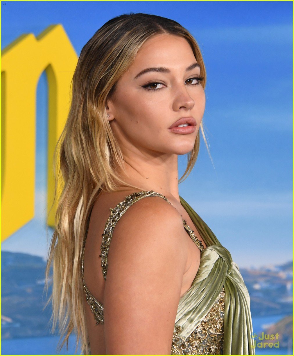 Full Sized Photo of madison bailey drew starkey support outer banks ... Full Sized Photo of madison bailey drew starkey support outer banks ...