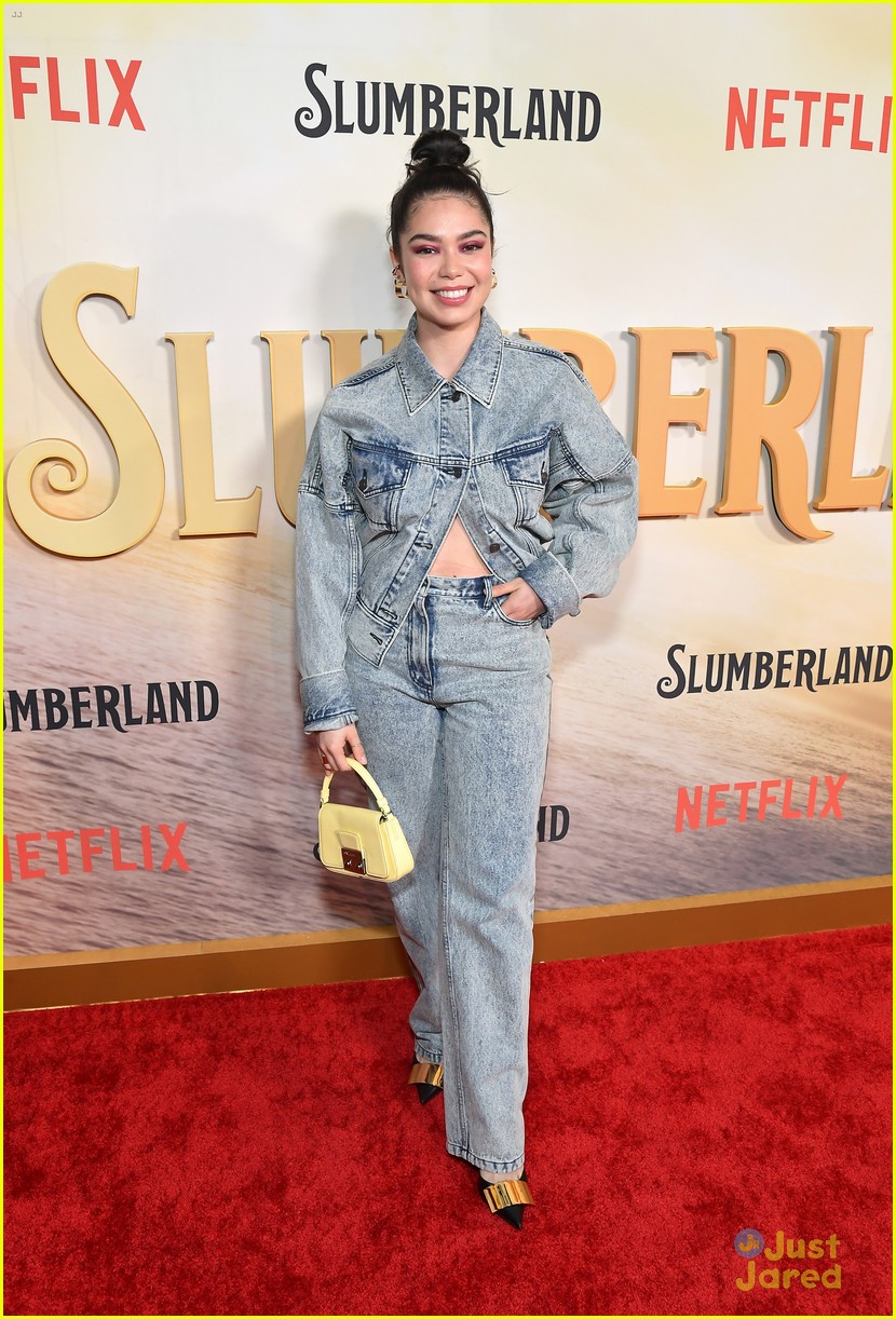 Marlow Barkley Dances With Jason Momoa at 'Slumberland' Premiere ...