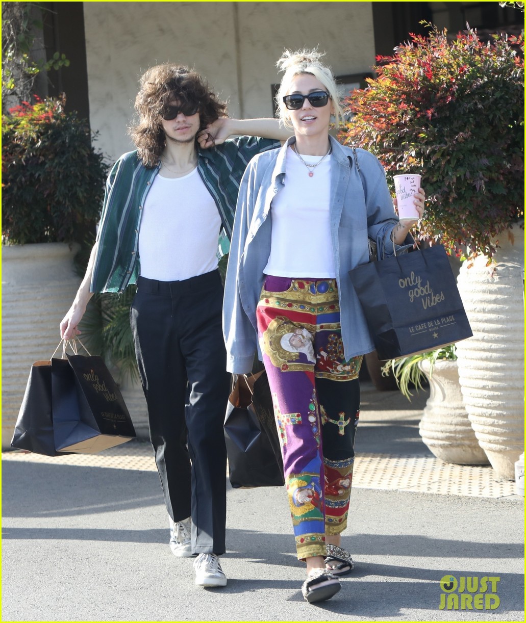 Full Sized Photo of miley cyrus still going strong with maxx morando 62 ...