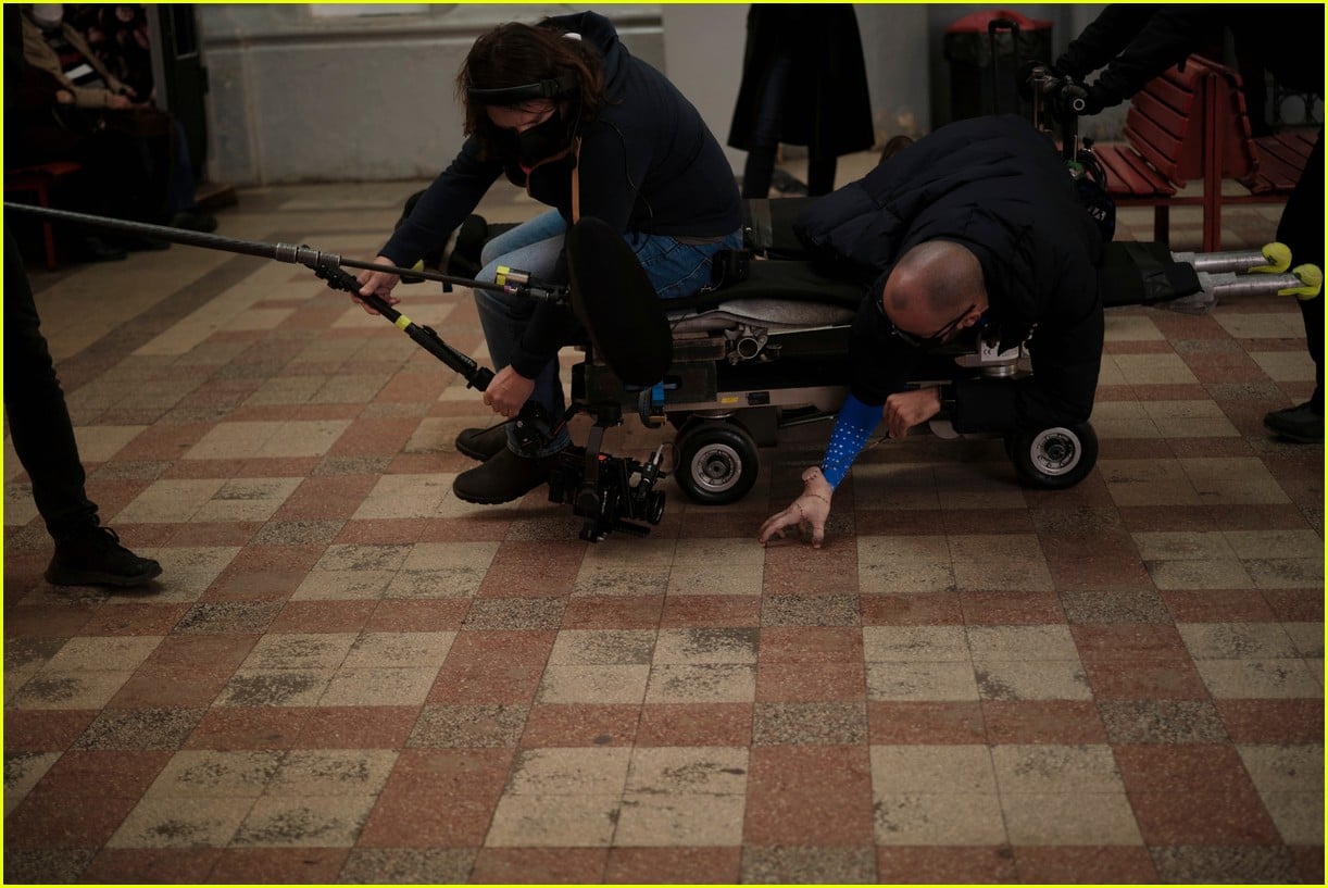 Full Sized Photo of who plays the hand thing in wednesday 10 | The Hand ...