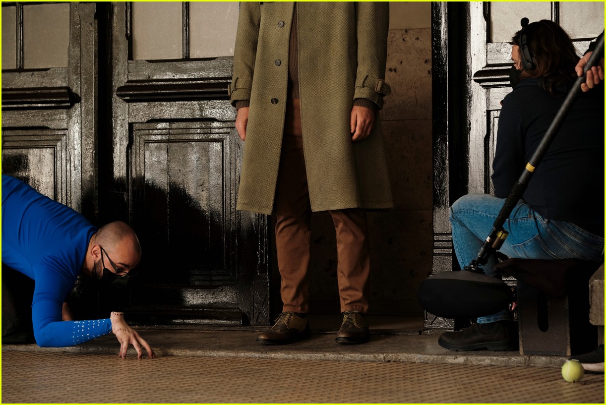 The Hand 'Thing' On Wednesday' Is Played By a Real Person, Romanian ...