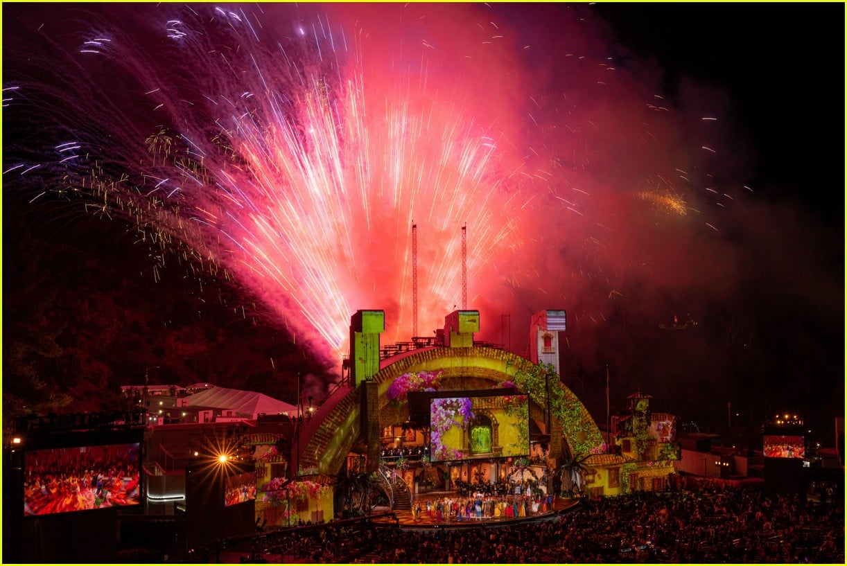 'Encanto at the Hollywood Bowl' Gets First Look - Watch the Trailer! | Photo 1364860 - Photo ...