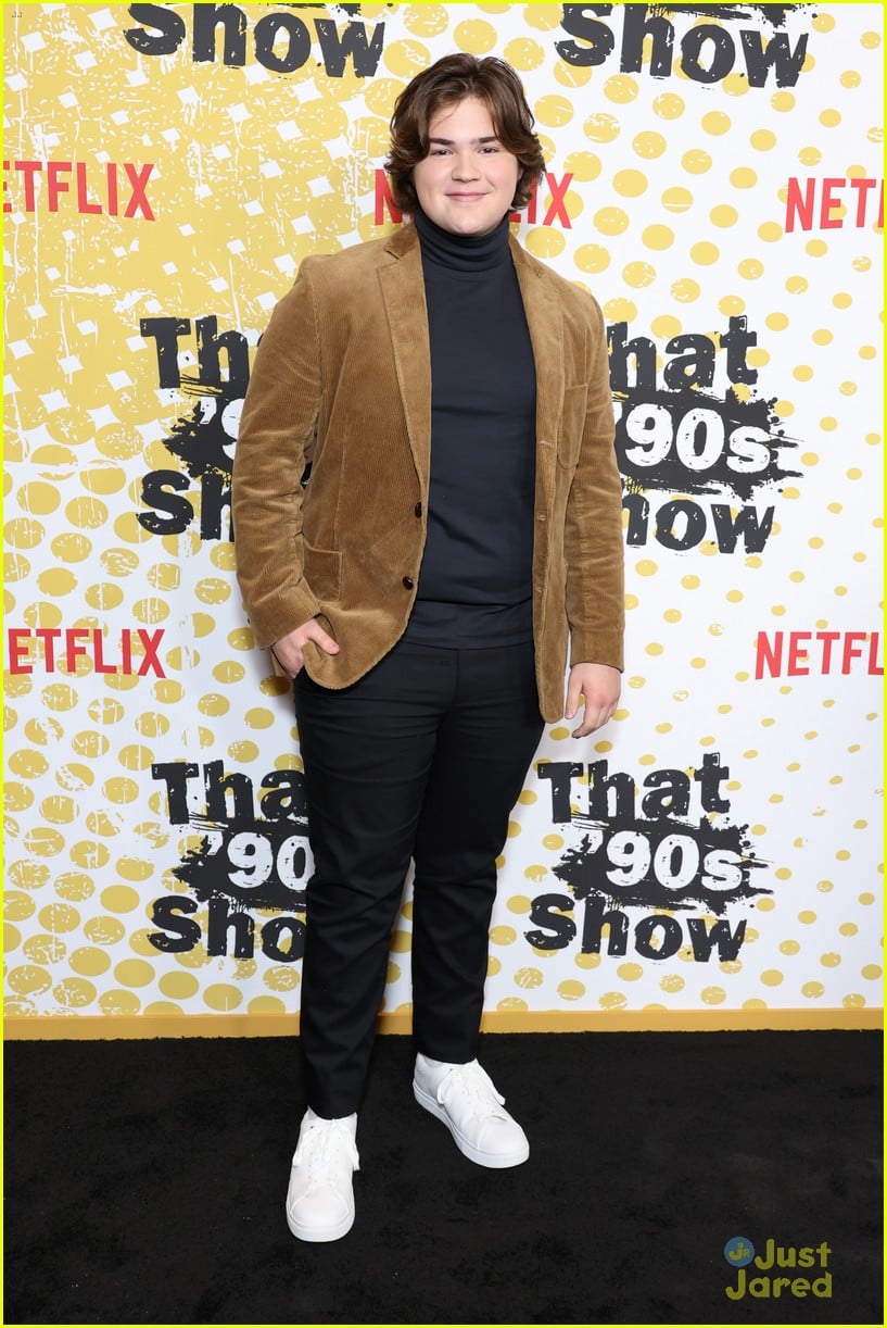 'That '90s Show' Cast Steps Out at Premiere Ahead of Netflix Debut ...