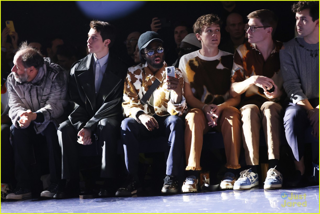 Nicholas Galitzine, Hunter Doohan & Jonah Hauer-King Sit Front Row at ...