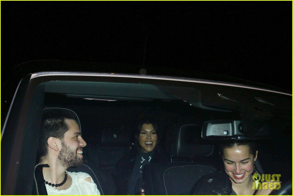 Addison Rae Goes On a Double Date with BFF Kourtney Kardashian & Their ...